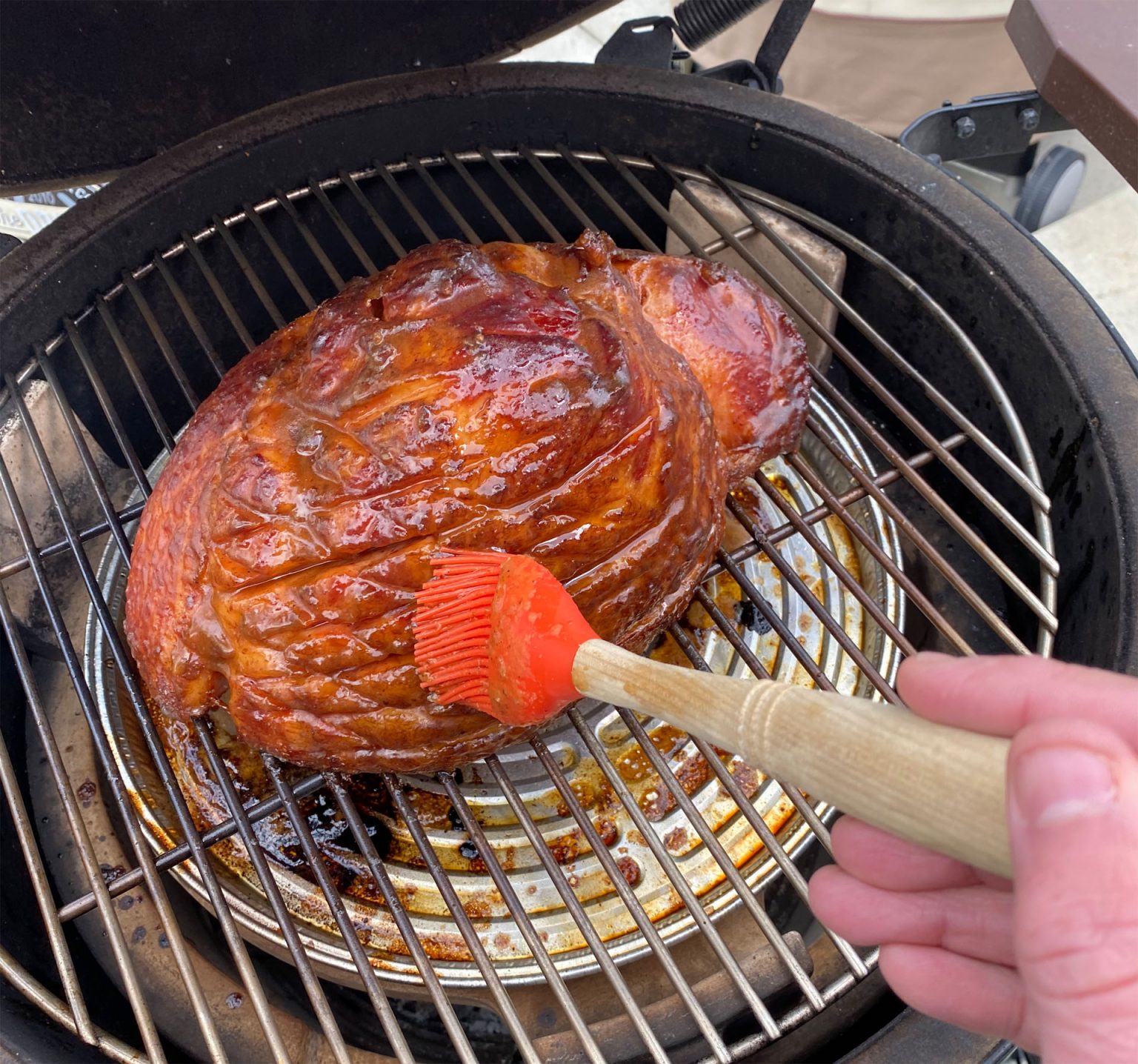 Unlocking Juicy, Flavor-Packed Ham on the Big Green Egg Grill